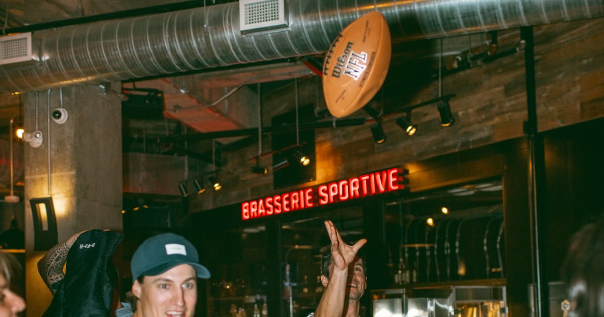 Here’s how to stack up more chances to… | La Cage - Brasserie sportive